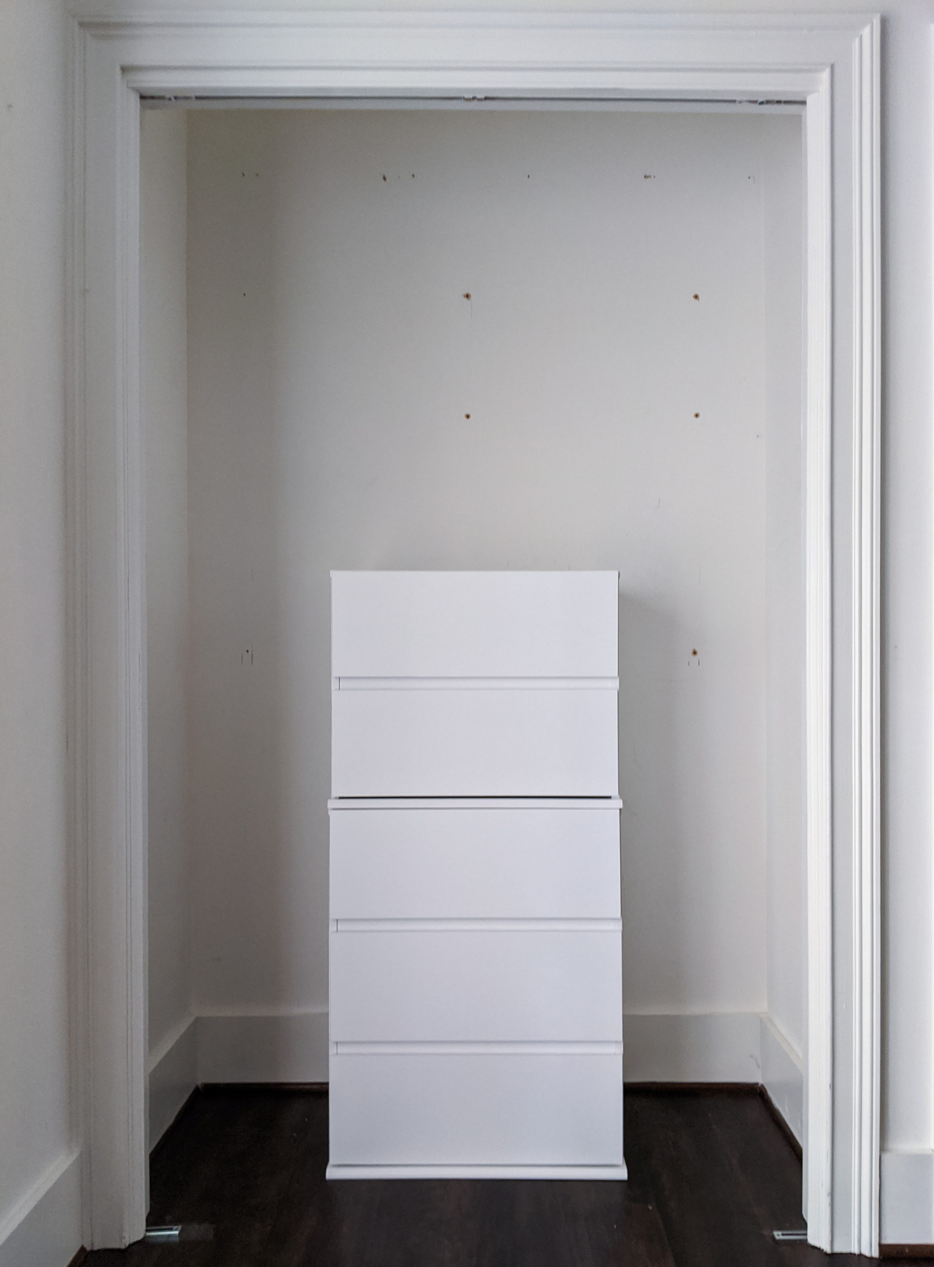 SMALL CLOSET CUSTOM BUILD - Simply Aligned Home