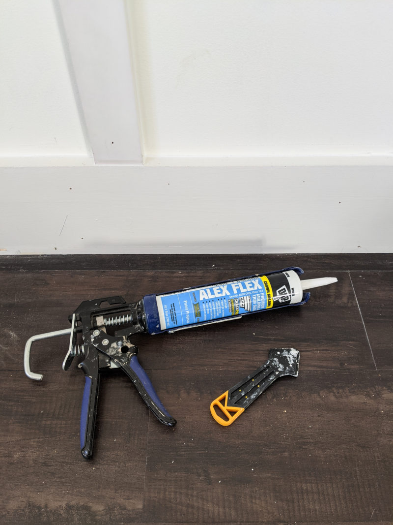 HOW TO CREATE A MODERN BOARD AND BATTEN WALL - Simply Aligned Home