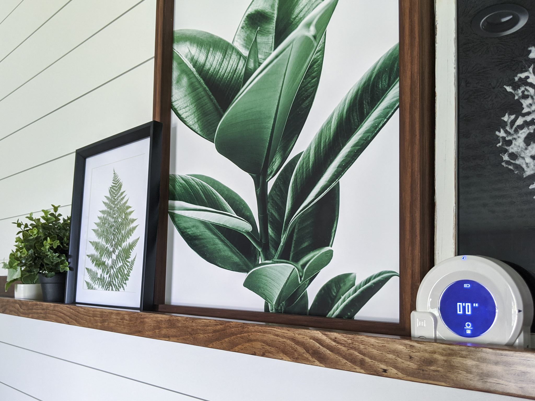 HOW TO MAKE A PICTURE LEDGE - Simply Aligned Home
