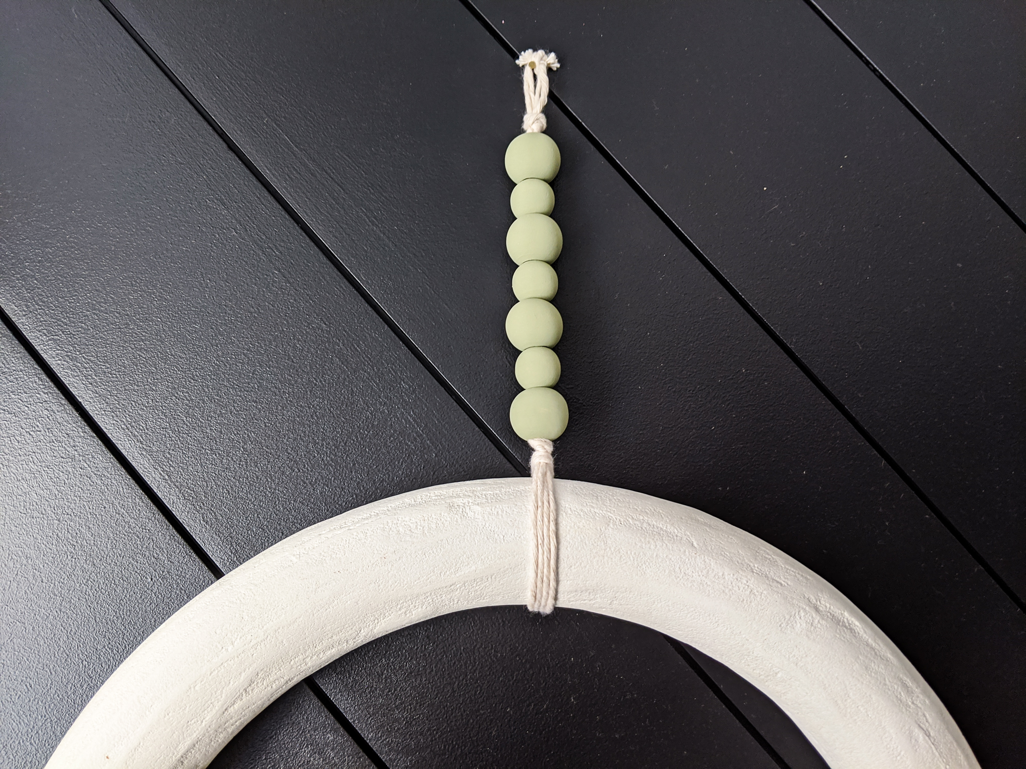 EASY TO MAKE MORTAR WREATH - Simply Aligned Home