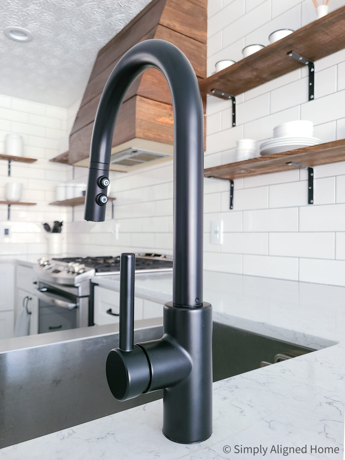 TOUCHLESS MODERN KITCHEN FAUCET: Pfister Faucets - Simply Aligned Home