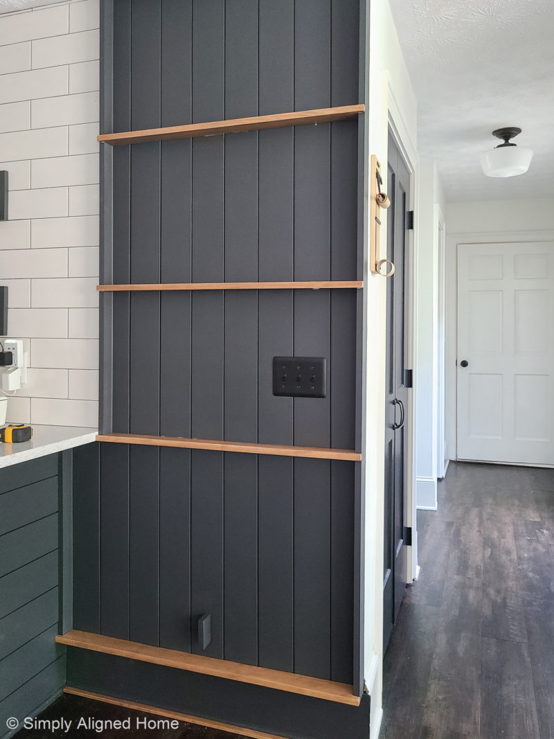 HOW TO MAKE A DIY SHIPLAP PLATE RACK - Simply Aligned Home
