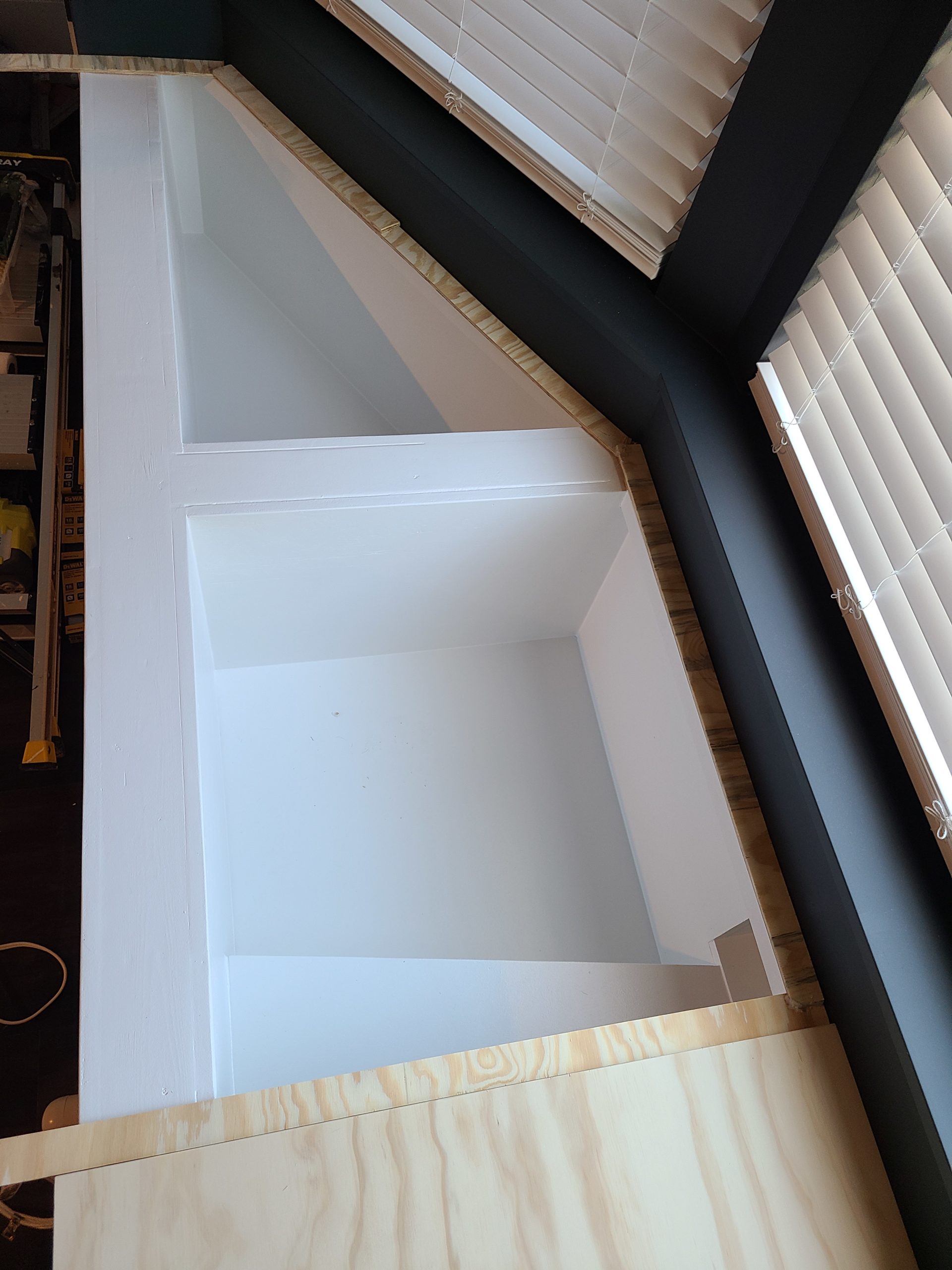 HOW TO BUILD A MODERN BAY WINDOW BENCH WITH STORAGE - PART II - Simply ...