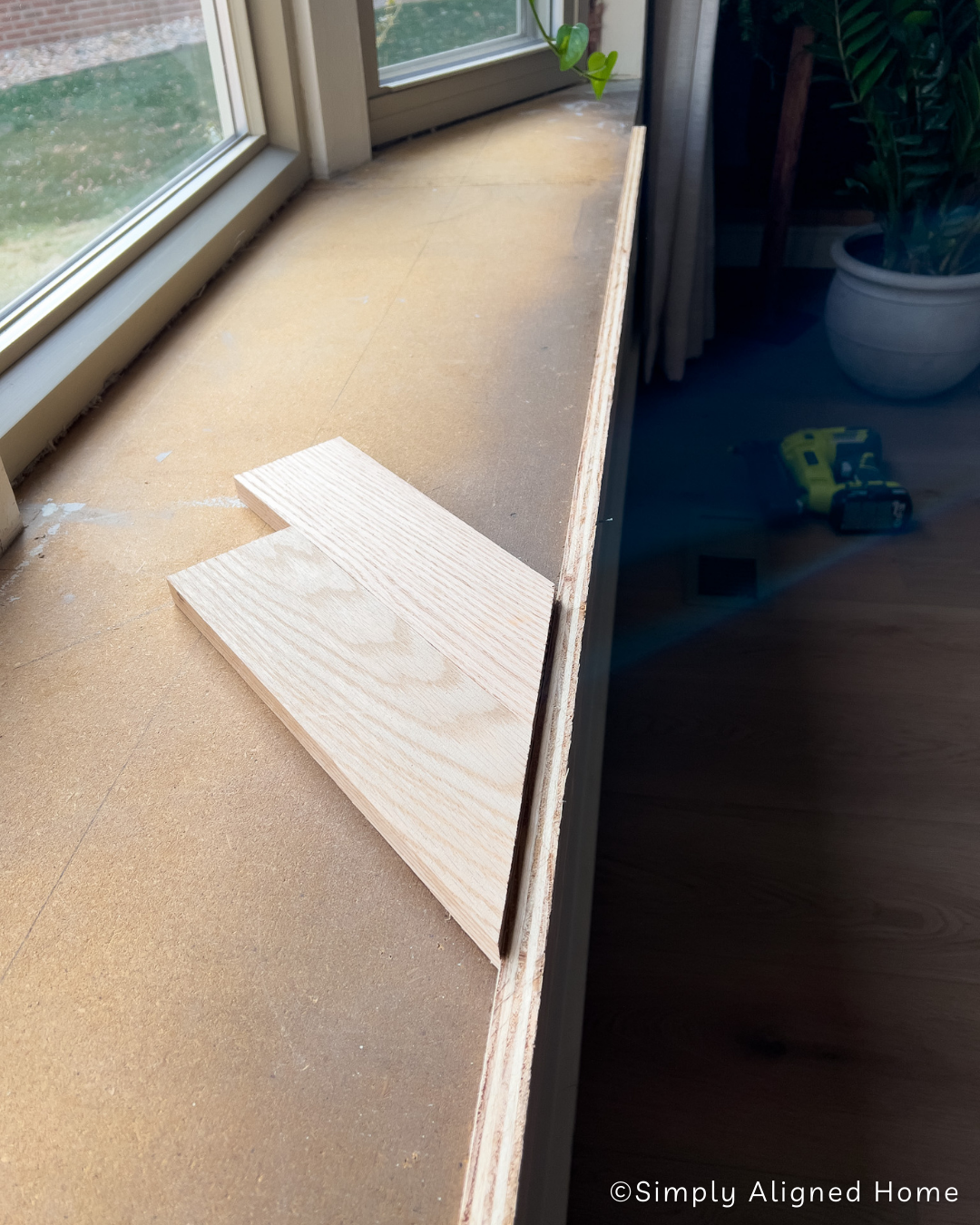 DIY Window Bench Upgrade with Stunning Wood Herringbone Pattern ...