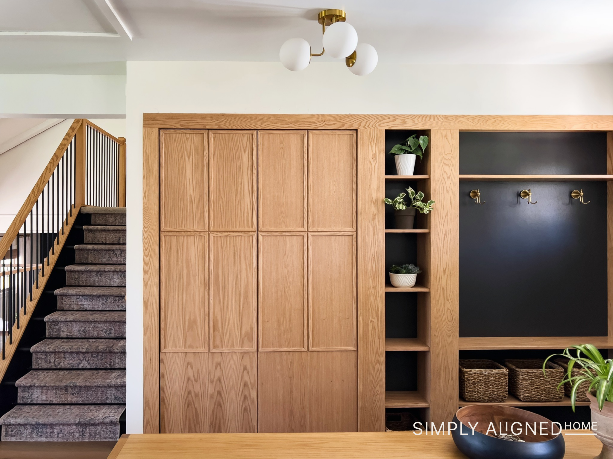 DIY Entryway Built-Ins